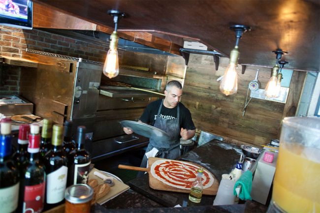 Foodmania: An Extraordinary Visual Record of Food Art in New York ...