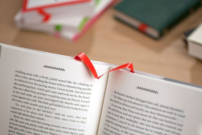 Albatros – The bookmark following any journey! » Design You Trust ...