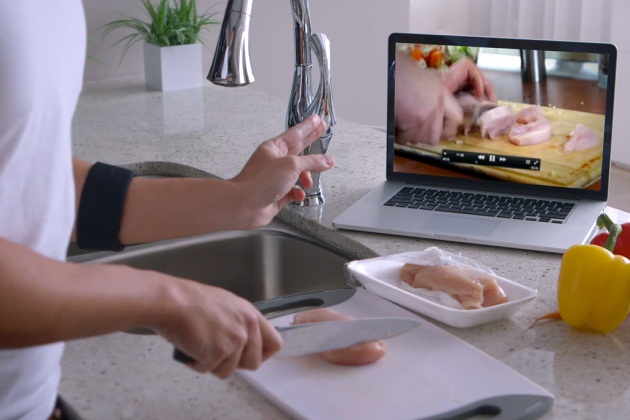 MYO – Wearable Gesture Control from Thalmic Labs » Design You Trust ...