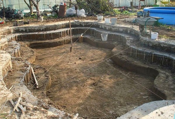 Custom Built DIY Swimming Pool » Design You Trust — Design Daily Since 2007