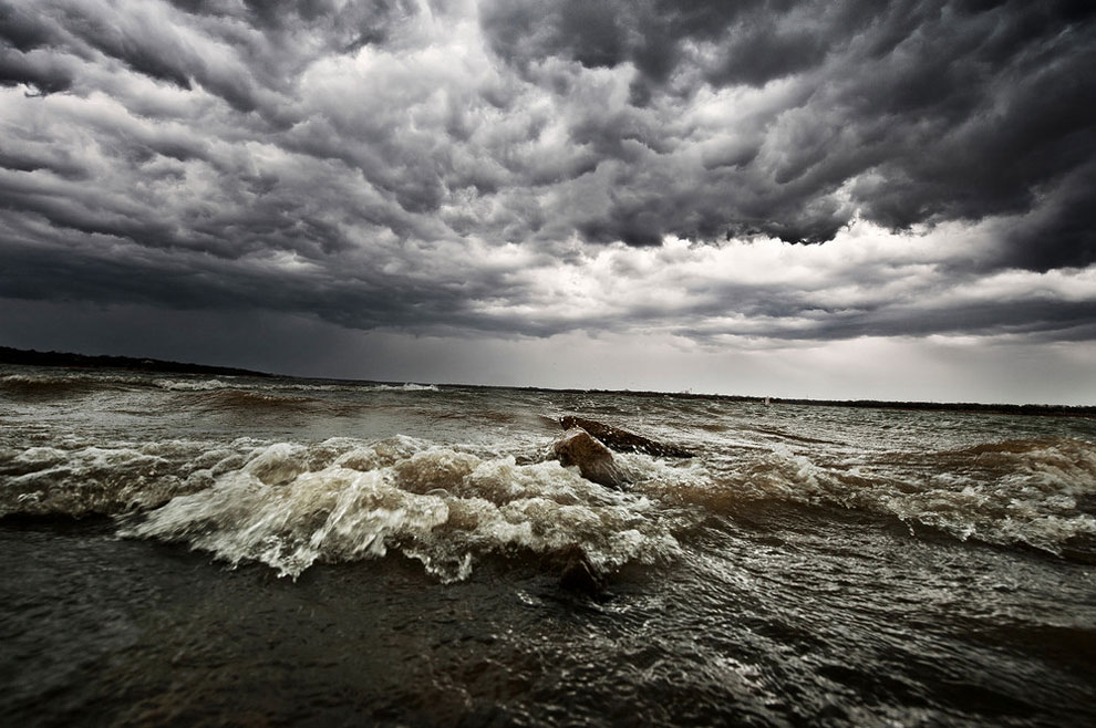 Incredible Storm Chaser Pictures » Design You Trust — Design Daily ...