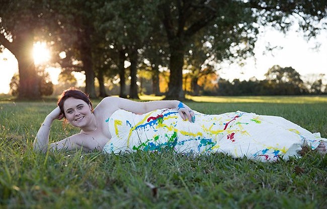 Jilted Bride Turns Her Dress into a Piece of Art by Trashing It with ...