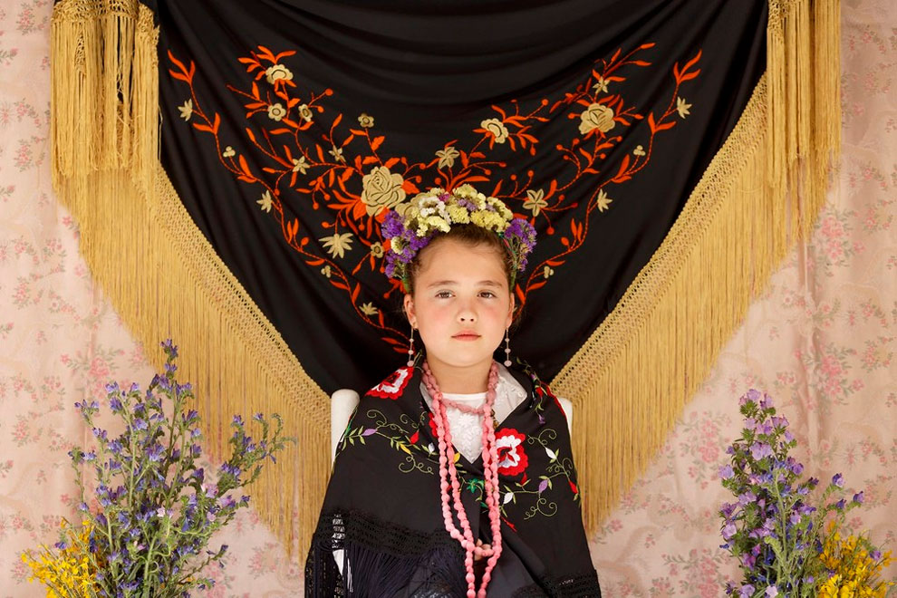 Spain Welcomes Springtime With ‘Maya’ Girls » Design You Trust — Design ...