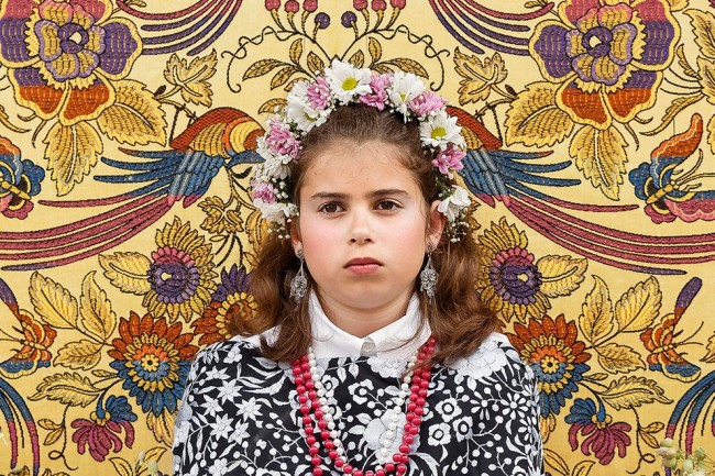 Spain Welcomes Springtime With ‘Maya’ Girls » Design You Trust — Design ...