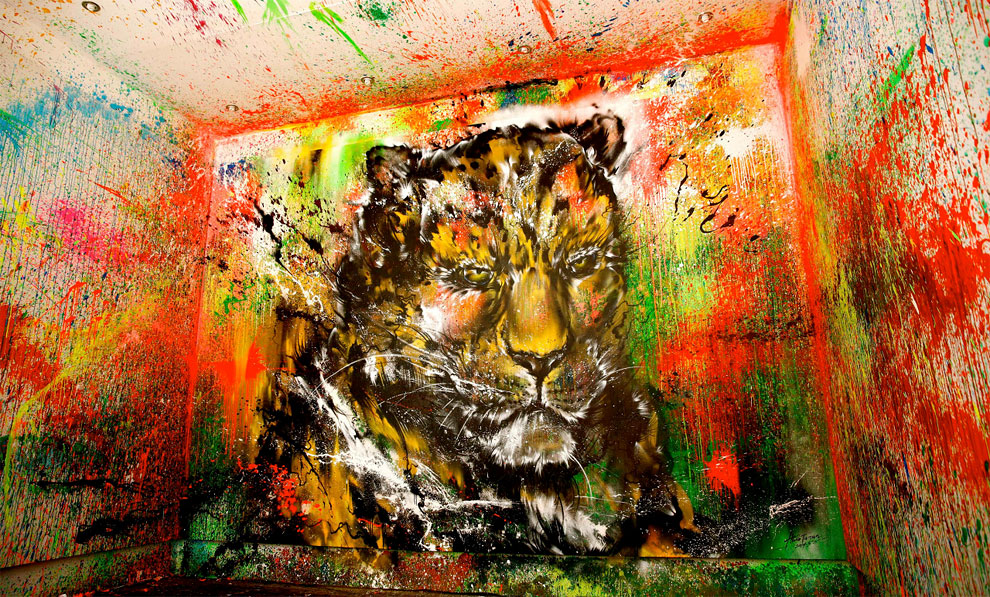 Explosive Splattered Ink Animal Murals by Hua Tunan » Design You Trust ...