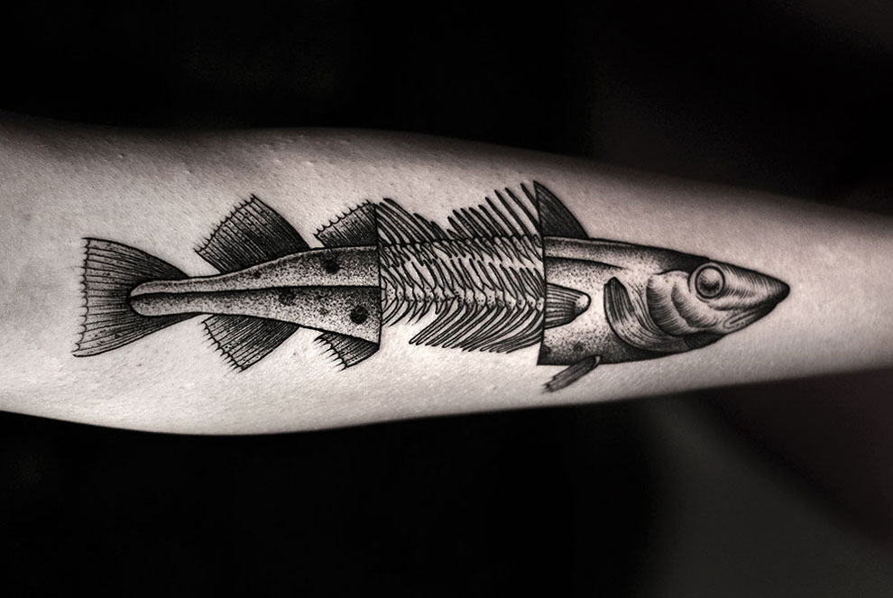 Elegant Greyscale Tattoos By Polish Tattoo Artist Kamil Czapiga ...