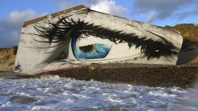 A Beautiful Eye Piece Mural On The Beach Of Siouville-Hague, France ...