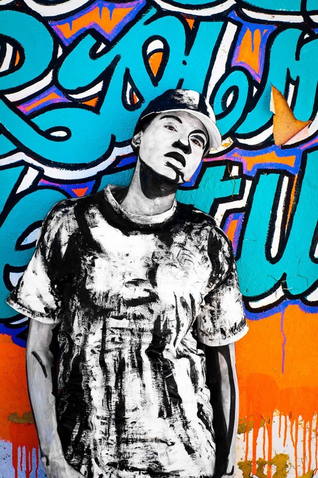 Artist Turns Himself Into A Living Digital Illustration By Using A Body ...