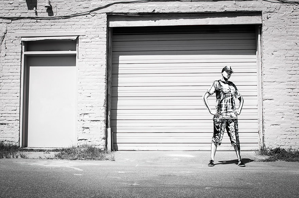 Artist Turns Himself Into A Living Digital Illustration By Using A Body ...