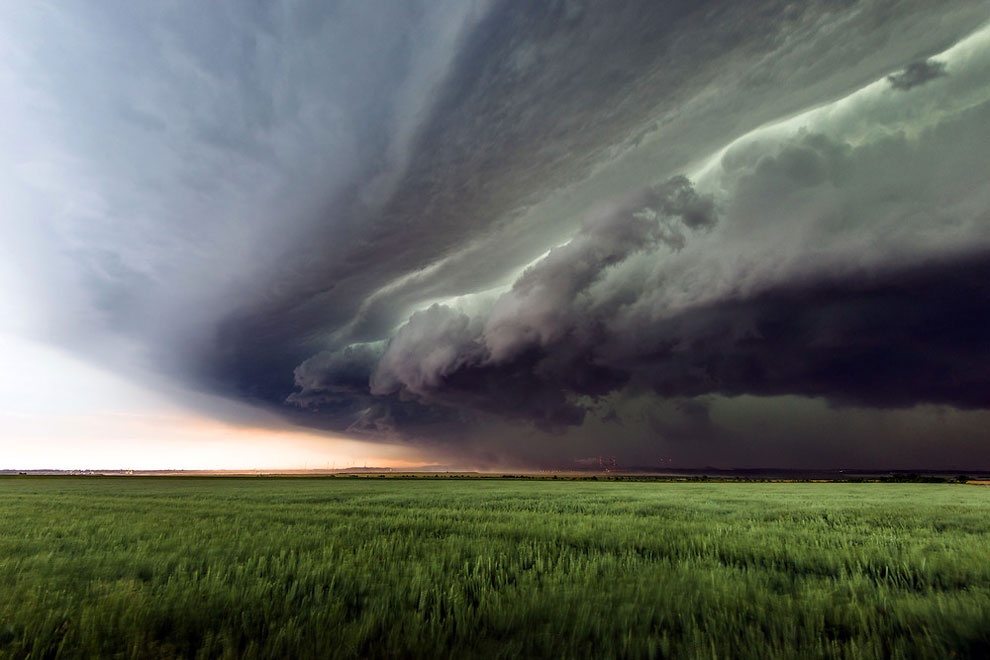 Breathtaking Photos of the Deadly Storms Around the World » Design You ...