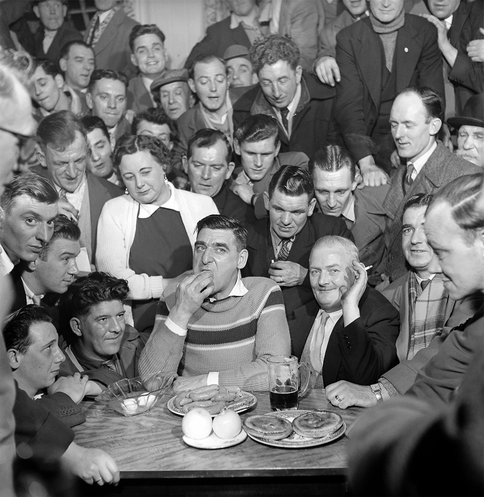 Try Not To Gag At These Photos Of Vintage Eating Contests! » Design You ...