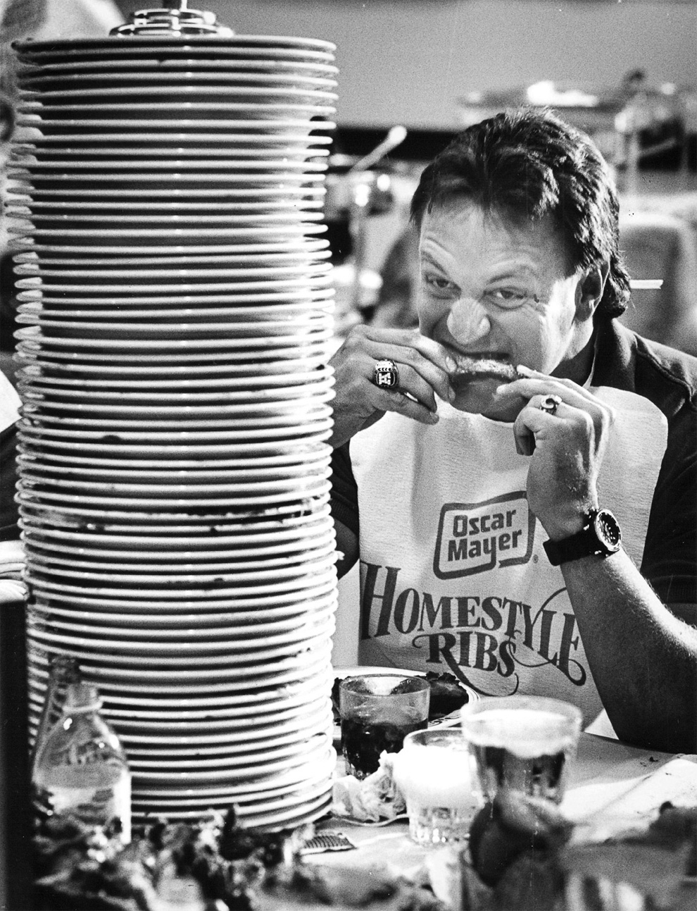 Try Not To Gag At These Photos Of Vintage Eating Contests! » Design You ...