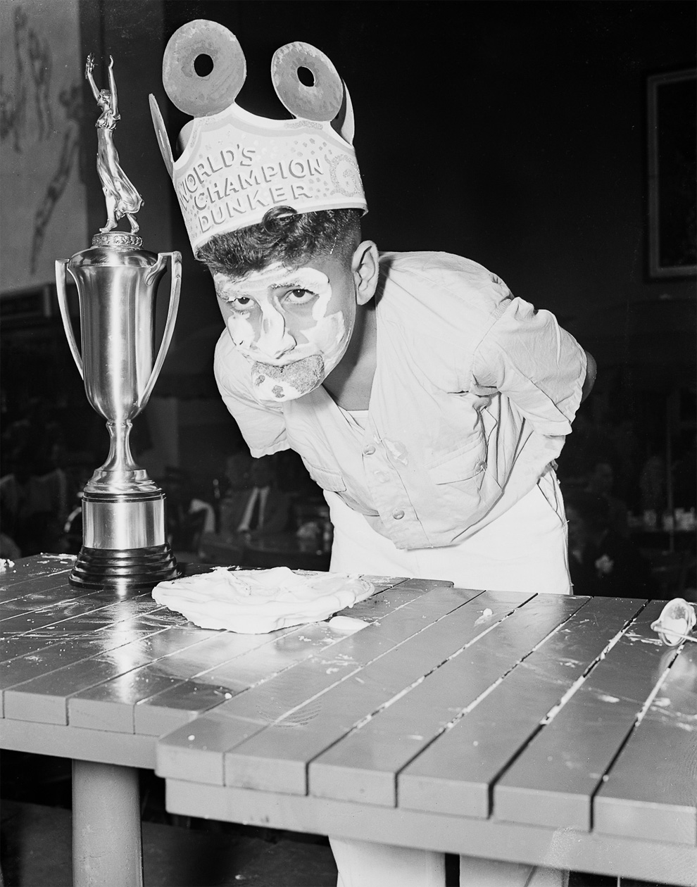 Try Not To Gag At These Photos Of Vintage Eating Contests! » Design You ...