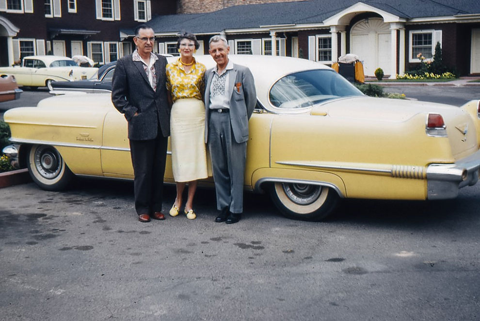 The America We Lost: 77 Amazing Color Photographs Of People Living In ...