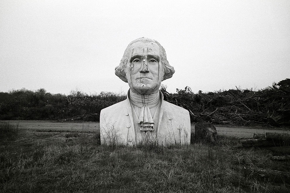 Eerie Statues Of American Presidents Forgotten By Time » Design You ...