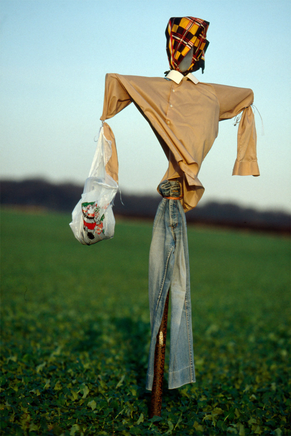 Photographer Captures Terrifying Army Of Scarecrows On The British ...