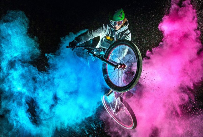 Stunning Action Photos Of Daredevil Bikers Performing Gravity-Defying ...