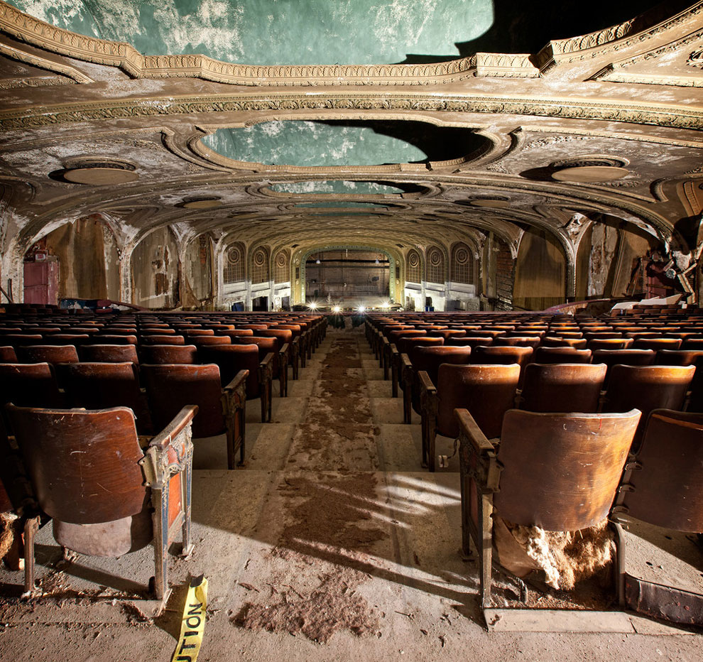 Photographer Matthew Christopher Captures This Abandoned Theater Act As ...