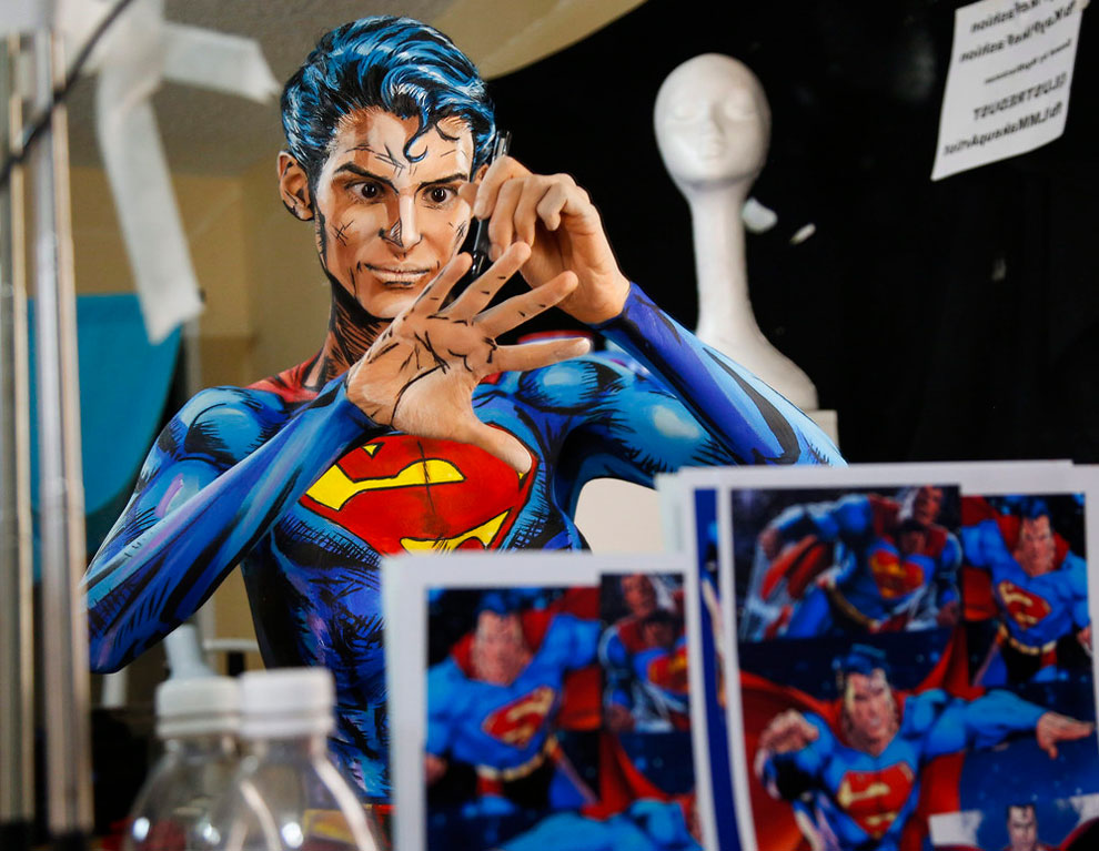 Canadian Artist Transforms Herself Into Superman » Design You Trust ...