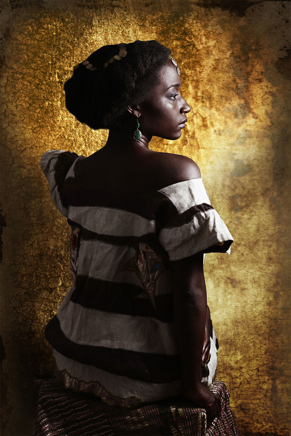 Ivorian Photographer Joana Choumali Shows Modern African Women Dressed ...
