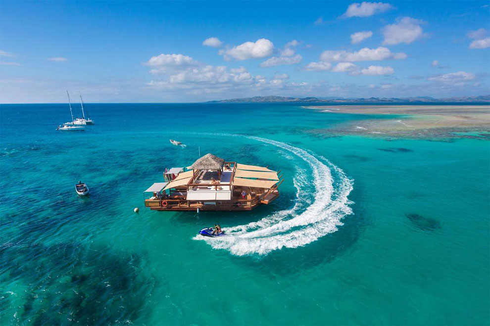 Fiji’s Awesome Floating Bar And Pizzeria » Design You Trust — Design ...