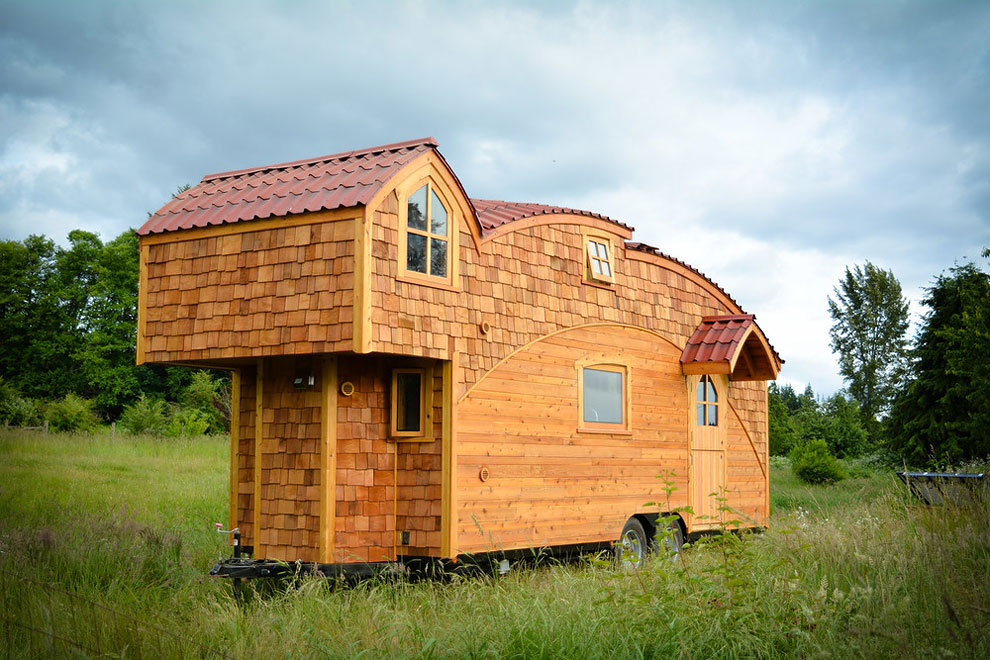 Stunning Moon Dragon Is A Fairytale-Like Tiny House That Goes Off-Grid ...