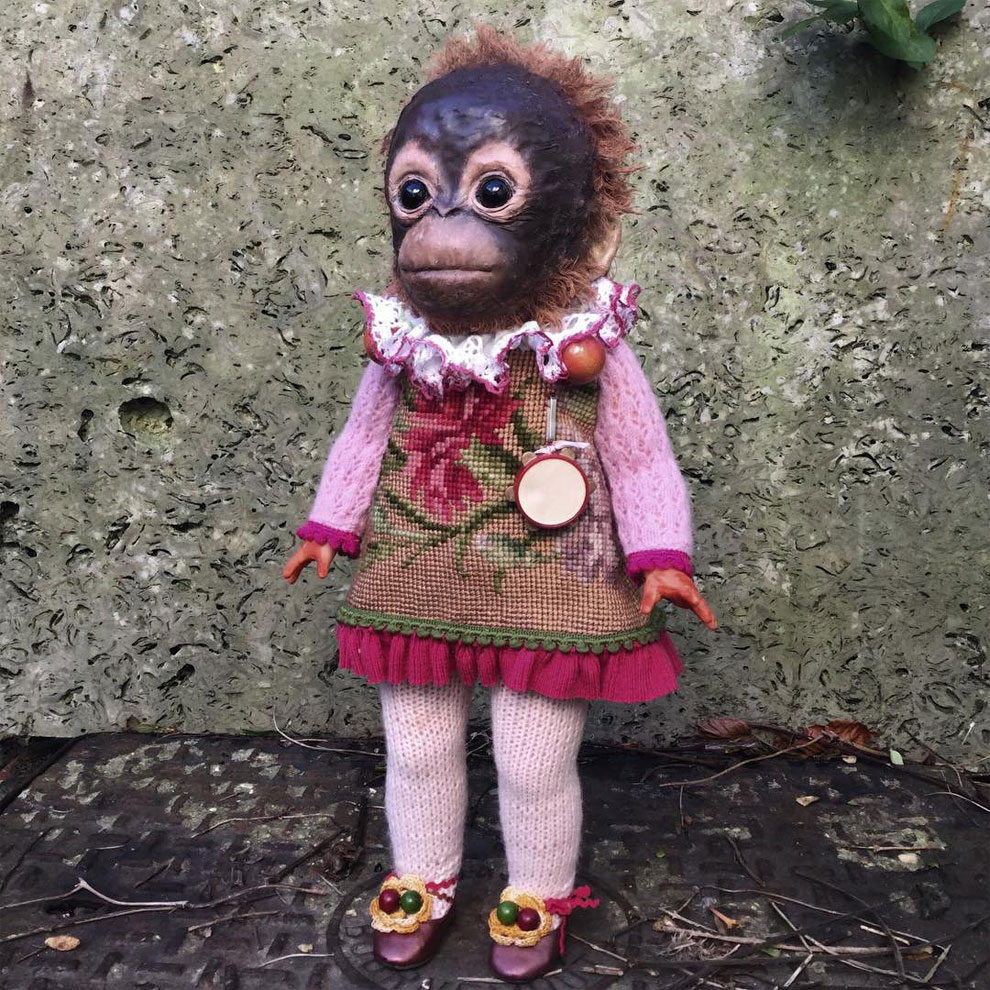 Toys In The Basement: Beautiful Creepy Dolls By Annie Montgomerie ...