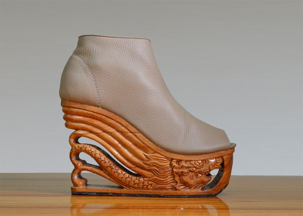 Elegantly Carved Wooden Platform Shoes » Design You Trust — Design ...