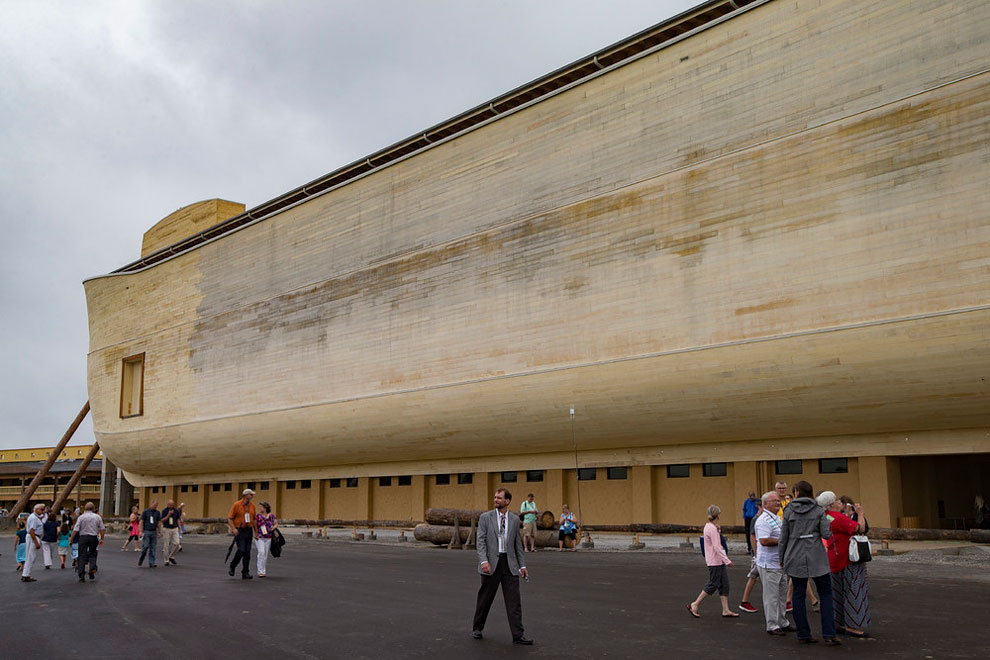 Real Size Replica Of The Noah’s Ark Opens At Kentucky Theme Park ...