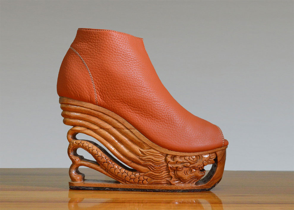 Elegantly Carved Wooden Platform Shoes » Design You Trust — Design ...