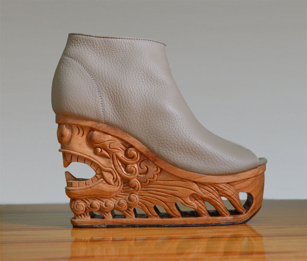 Elegantly Carved Wooden Platform Shoes » Design You Trust — Design ...