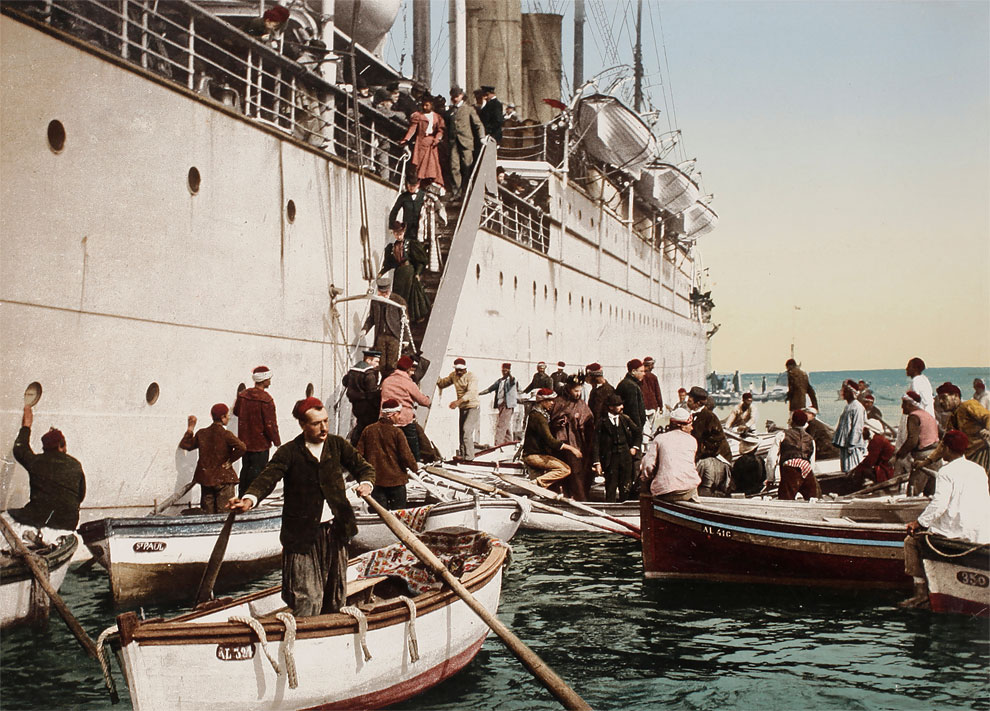 Delightful And Rare Photographs Of The Year 1890 In Colour » Design You ...