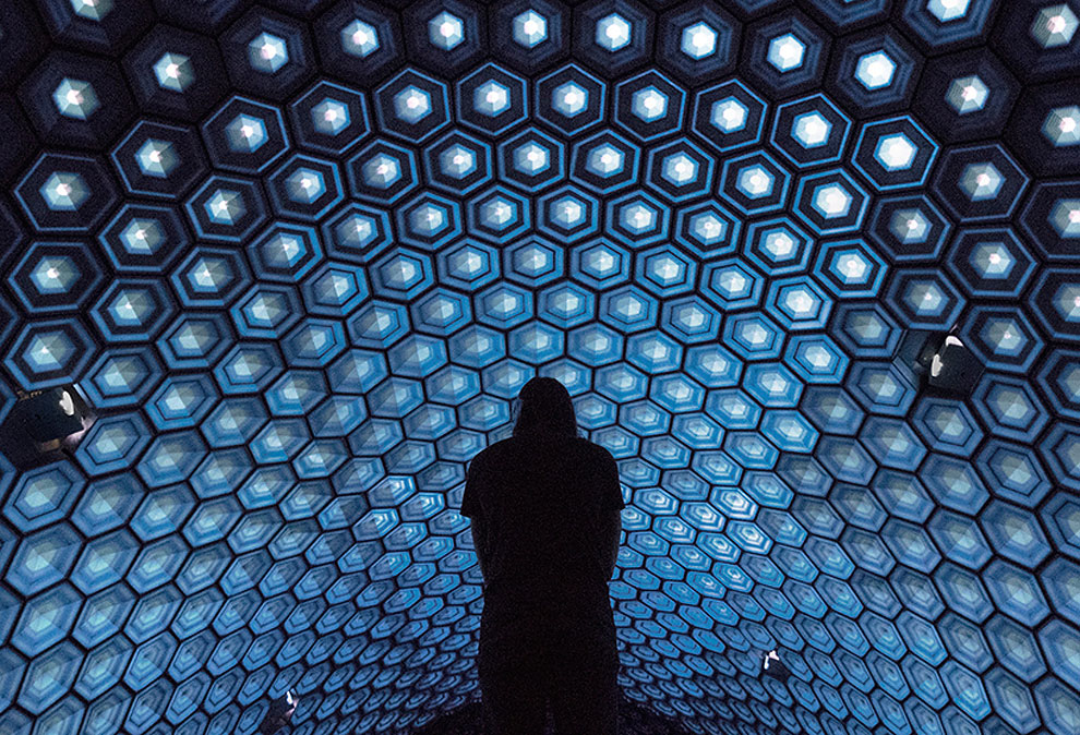 Tundra’s Immersive Light Installation Puts Visitors Side-By-Side A ...