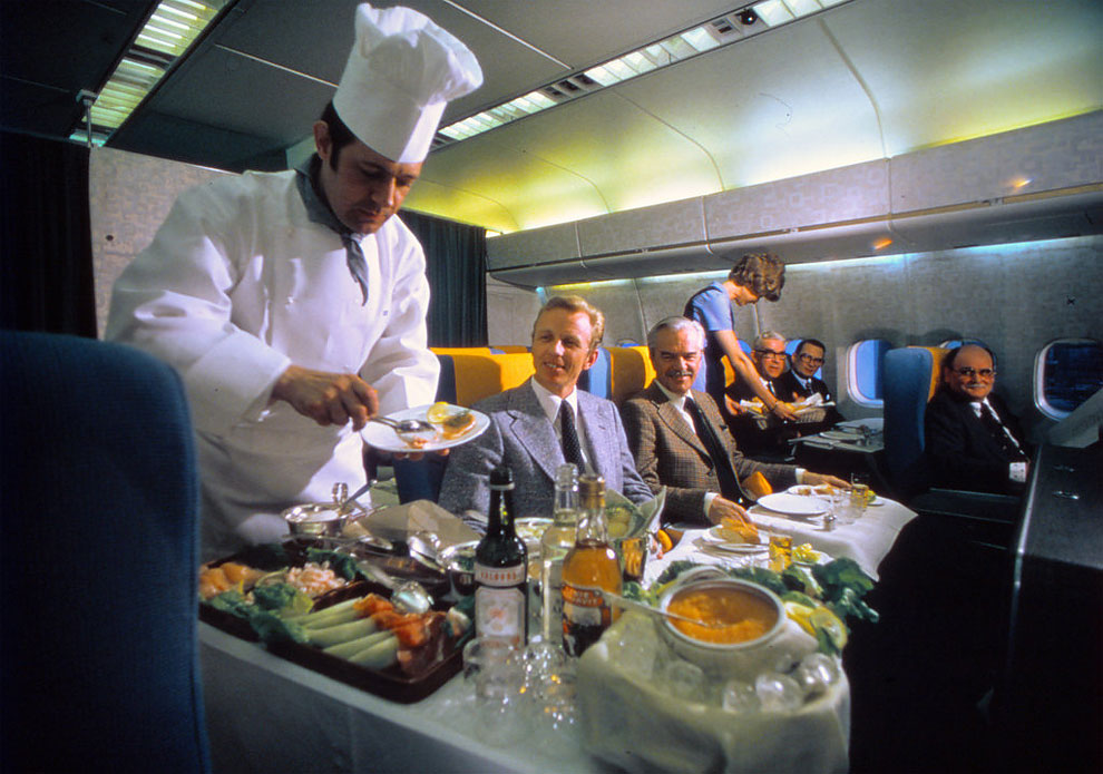 When Airplane Food Was First Class – A Mouthwatering Look At What In ...