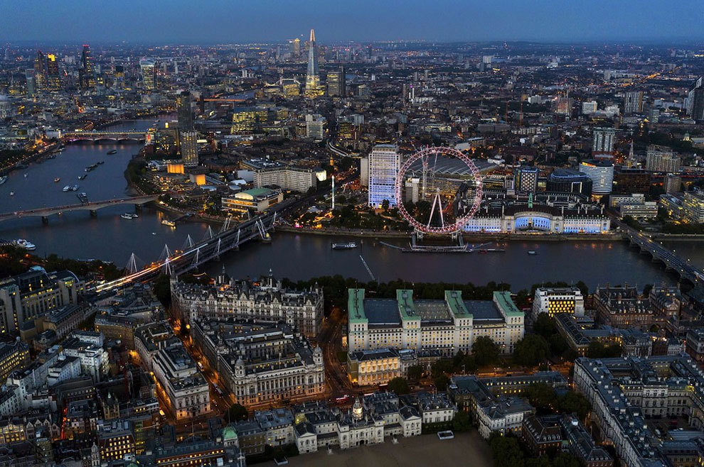 Breathtaking Photos Of London From Above » Design You Trust — Design ...