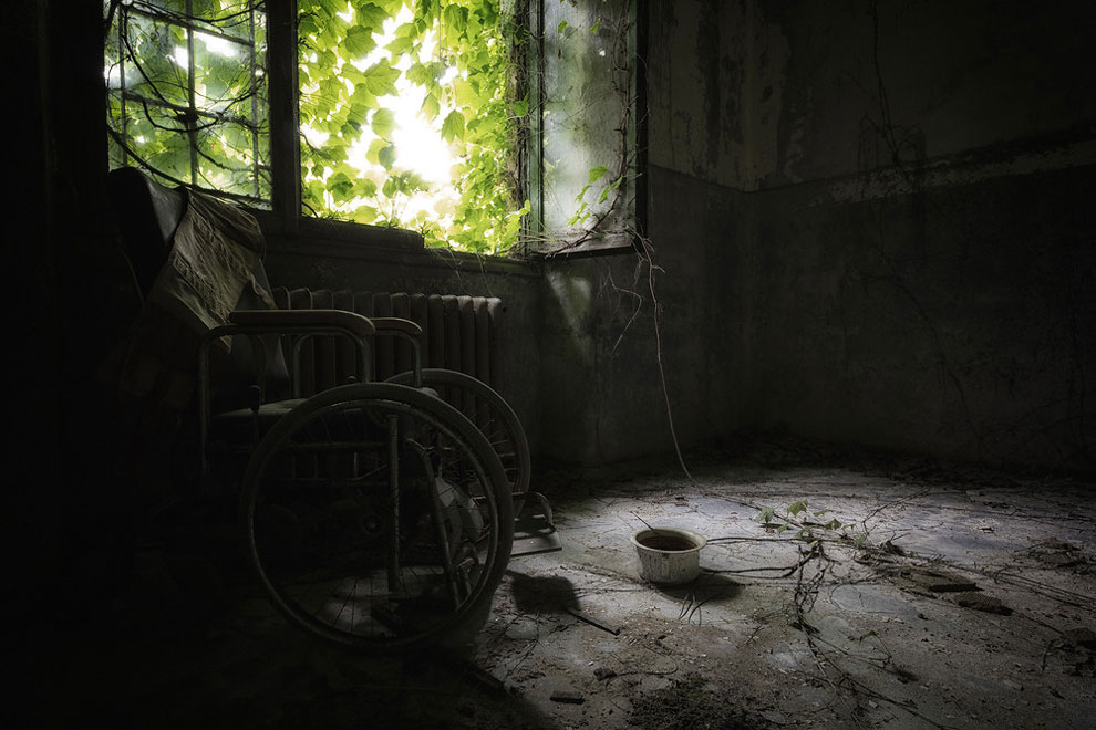 Images Of Europe’s Most Spooky Abandoned Hospitals Show Just How ...
