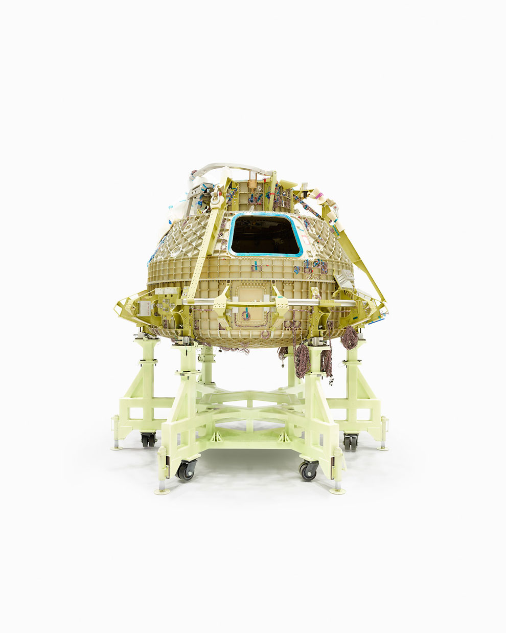 Photographer Benedict Redgrove Given Unprecedented Access To NASA ...