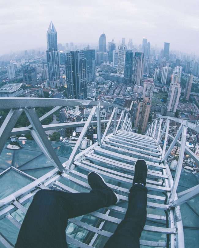 Breathtaking Rooftop Shots From Skyscrapers Of Shanghai By Oliver Shou ...