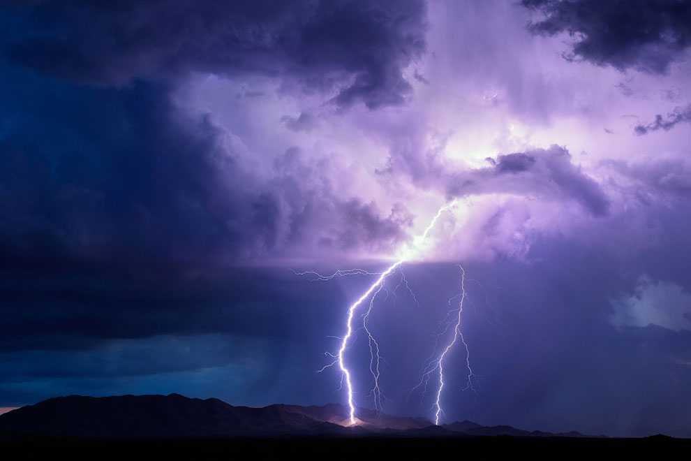 Veteran Storm Chaser Captures The Stunning Beauty Of Deadly Monsoons In ...