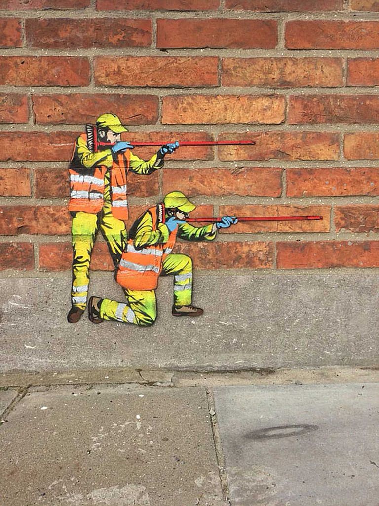 The Secret And Funny Life Of City Workers » Design You Trust — Design ...