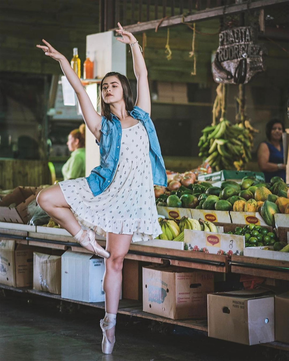 Photographer Omar Robles Captures Ballet Dancers On The Streets Of ...