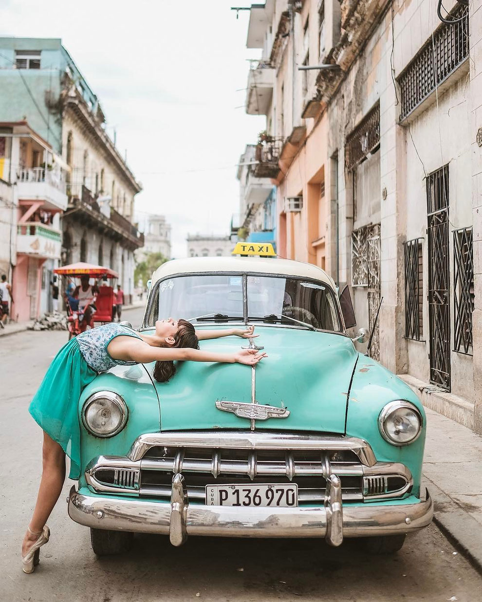Photographer Omar Robles Captures Ballet Dancers On The Streets Of ...