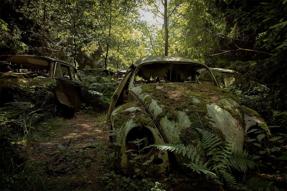 Photos Of The Europe’s Most Spectacular Car Graveyards As Discovered By ...