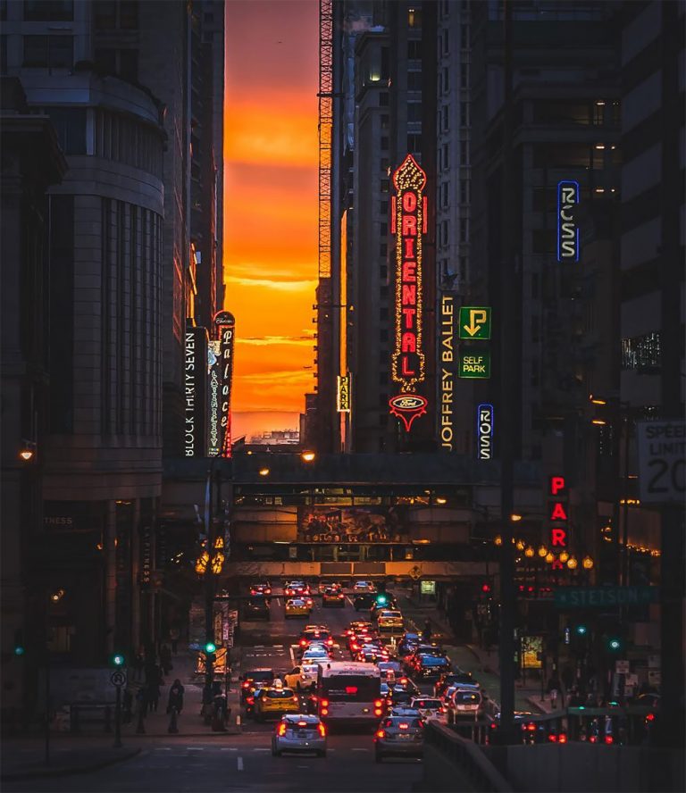 Photographer Mike Meyers Captures Melancholic Mood Of Chicago In Dark ...