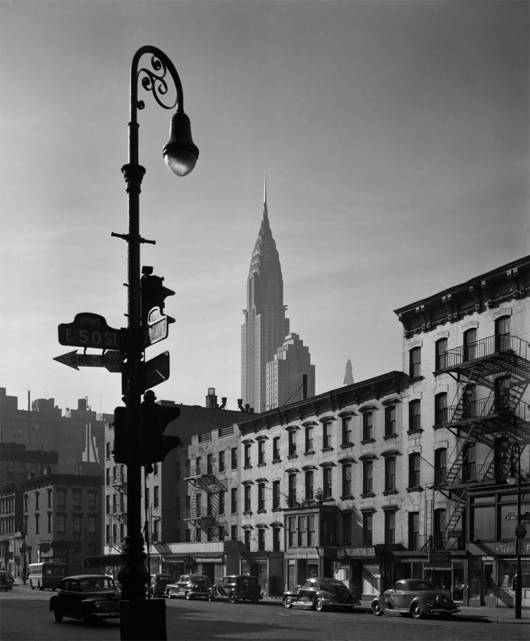 Stunning Street Photos Capture Simple Joys Of Life In New York Right ...