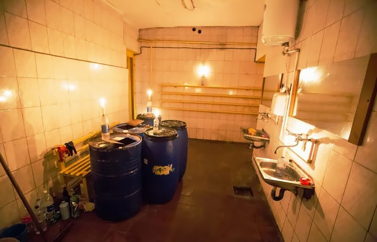 This Public Toilet At The Central Bus Station In Russian Voronezh Is So ...