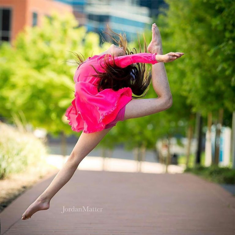 Tiny Dancers Among Us: Jordan Matter Captures Amazing Photos Of Dancing ...