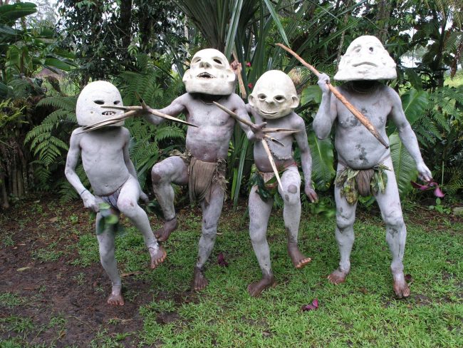 The Mudmen Of The Western Highlands – The Terrifying Tribe From A ...