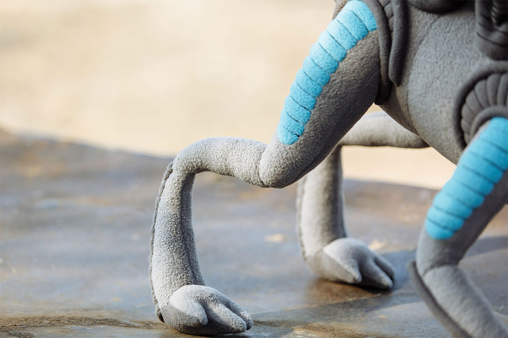 Trade Your Boring Teddy Bear For This Adorable Alien Xenomorph » Design ...