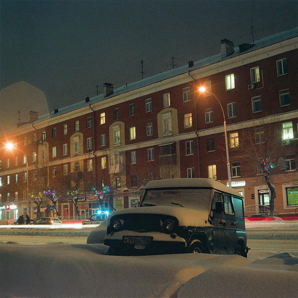 A Small Town In Siberia Keeps It’s Own Secrets At Night In Surreal ...